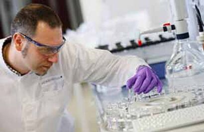 Determining UV Protection Factor (UPF) for Textiles